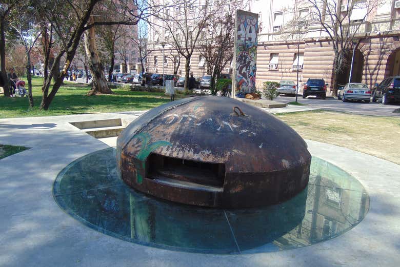 Tour por la Tirana comunista - Reserva online en Civitatis.com