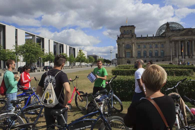 Tour por Berlín en bicicleta - Reserva online en Civitatis.com
