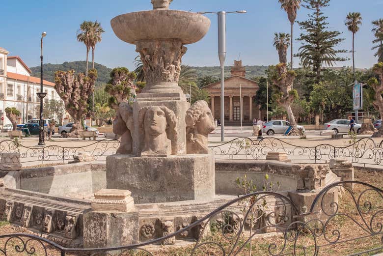 Cherchell + Tipasa Day Trip from Algiers - Book at Civitatis.com