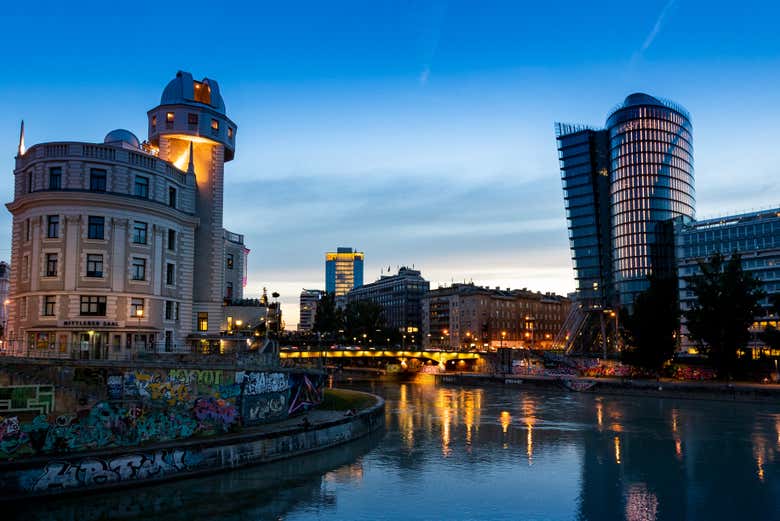 Tour panorámico nocturno por Viena - Reserva en Civitatis.com