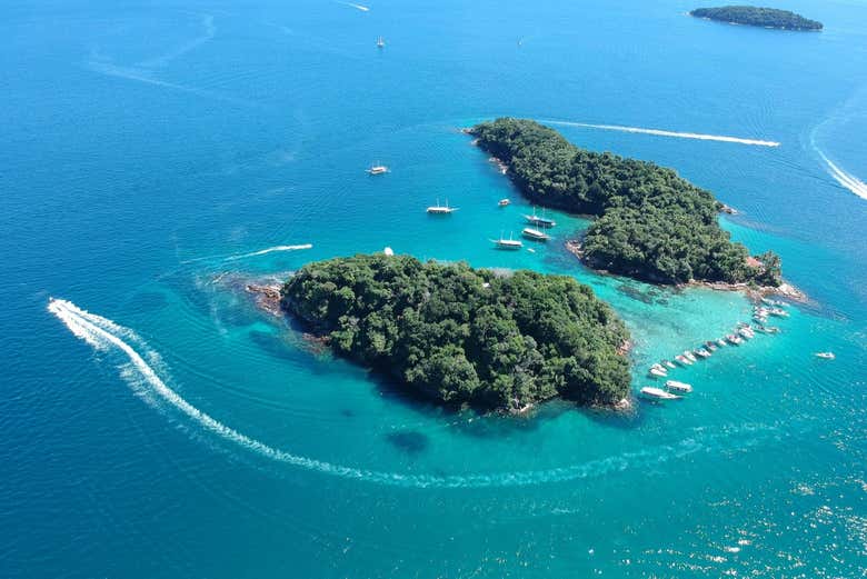 Paseo en barco por Lagoa Azul + Playas de Ilha Grande desde Angra dos Reis