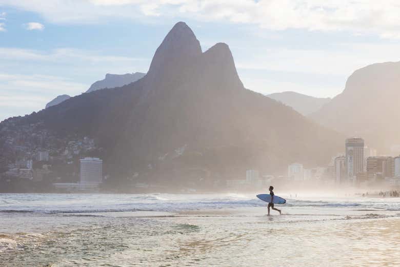 Curso de surf en Río de Janeiro - Reserva online en Civitatis.com