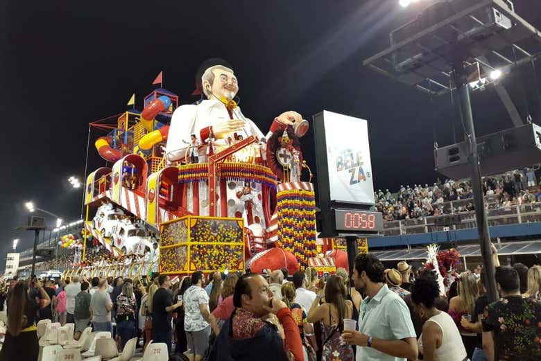 Sao Paulo Carnival Parade VIP Area Experience with transfers, buffet ...