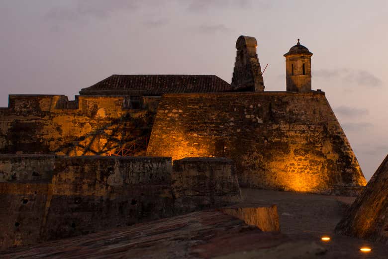 Tour por el castillo San Felipe de Barajas y el Cerro de la Popa ...