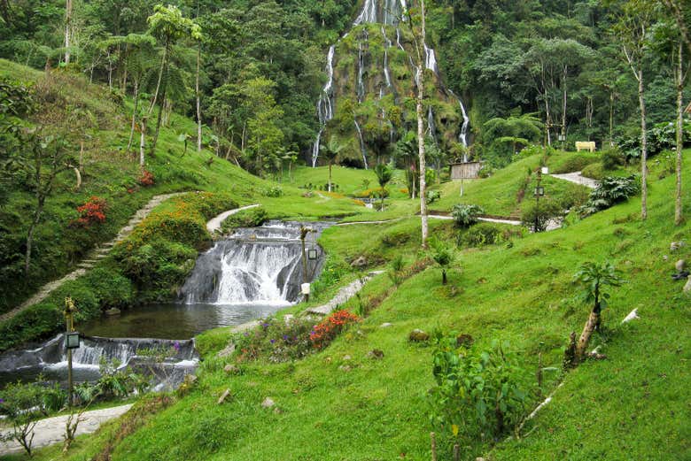 Excursão às termas de Santa Rosa de Cabal saindo de Filandia
