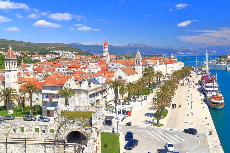 Split Hop On Hop Off Bus - Book Online at Civitatis.com