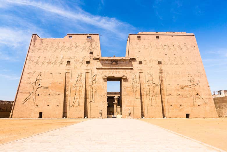 3 Night Nile Cruise from Aswan to Luxor - Book at Civitatis.com