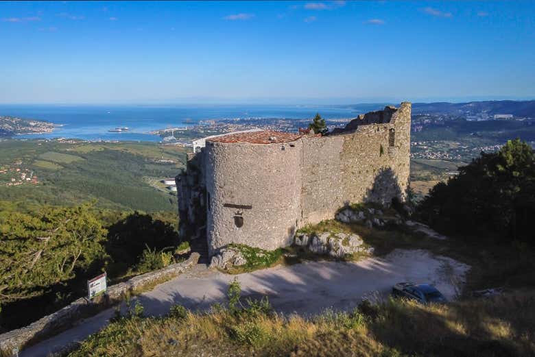 Socerb, Hrastovlje & Marezige Tour from Izola - Civitatis.com