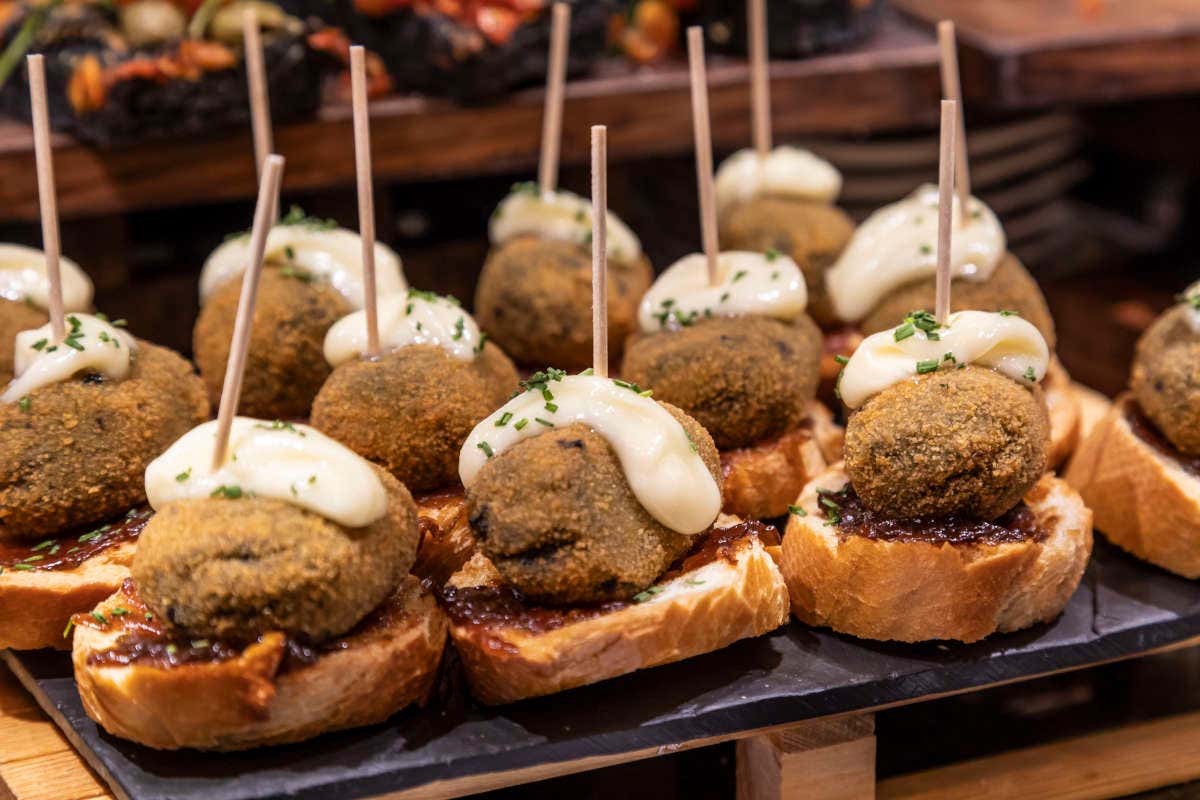 Tour de pinchos por Bilbao - Reserva online en Civitatis.com