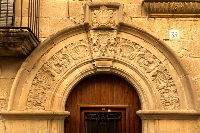 Visita guiada por Calaceite - Reserva online en Civitatis.com