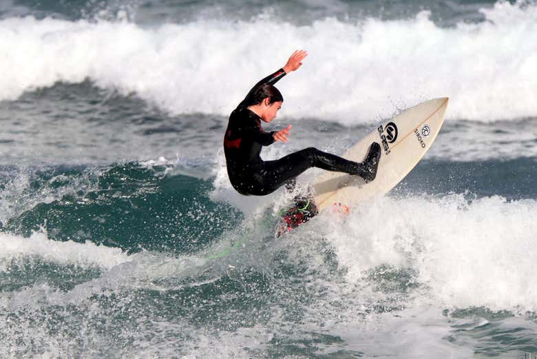 Gijón Surfing Lesson - Book Online at Civitatis.com