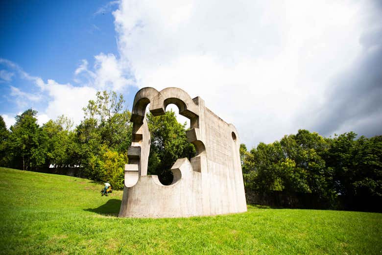 Free tour por Guernica - Reserva online en Civitatis.com