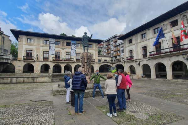 Tour privado por Guernica - Reserva online en Civitatis.com