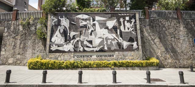 Free tour por Guernica - Reserva online en Civitatis.com