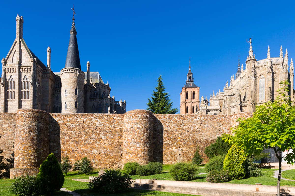 Excursión a Astorga desde León - Reserva online en Civitatis.com