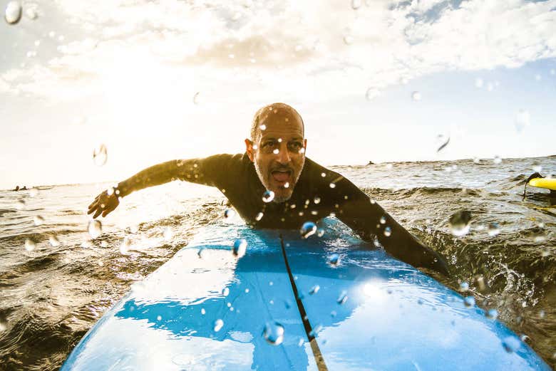 Curso de surf en Playa de las Américas - Reserva en Civitatis.com