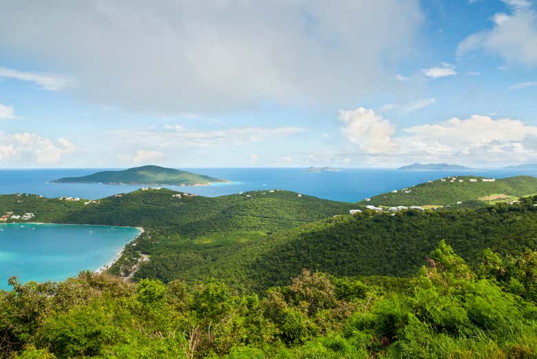Beaches of St. Thomas Tour from Charlotte Amalie, Carlota Amalia