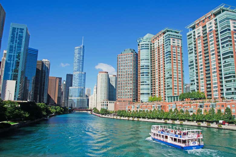 Paseo en barco por el río Chicago - Reserva en Civitatis.com