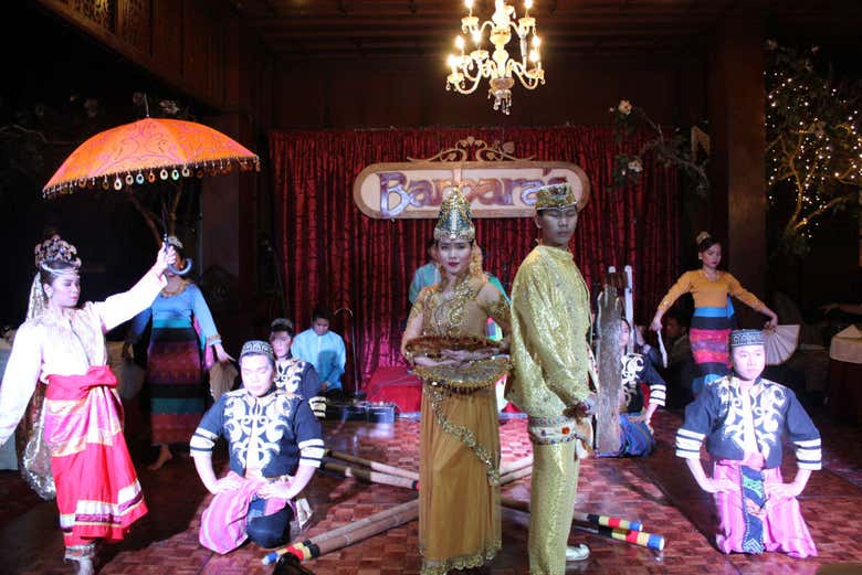 Barbara's Heritage Restaurant Dinner & Show in Manila