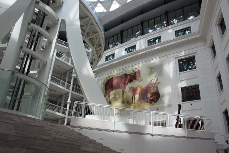 Guided Tour of Rizal Park & Manila Museums - Book at Civitatis.com