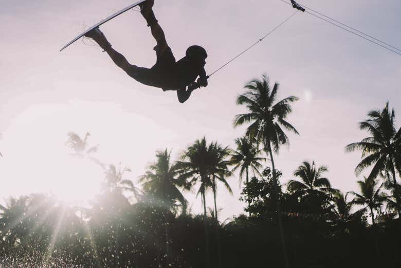 Wakeboarding in Siargao Wakepark - Book Online at Civitatis.com