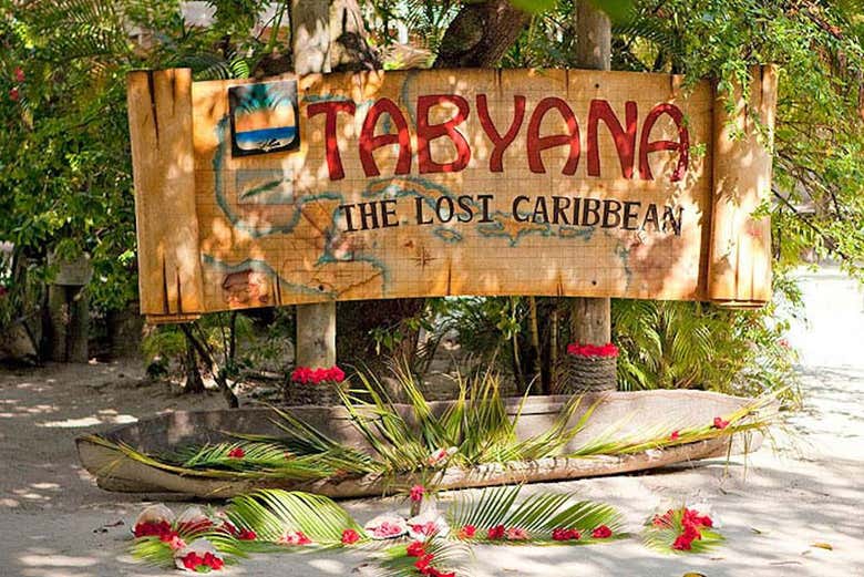 Tabyana Beach Day Trip, Roatán