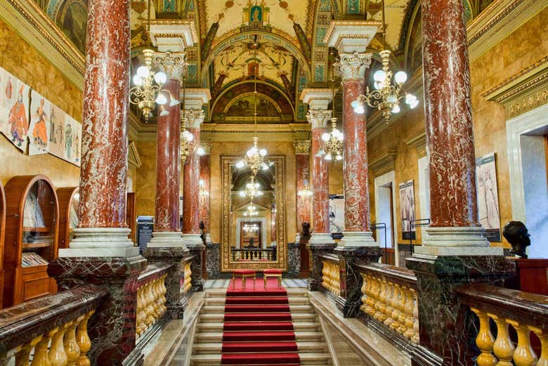 Budapest Opera House Guided Tour - Book Online at Civitatis.com