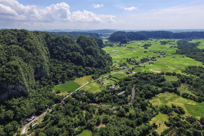 Rammang-Rammang & Leang-Leang Tour from Makassar - Civitatis.com