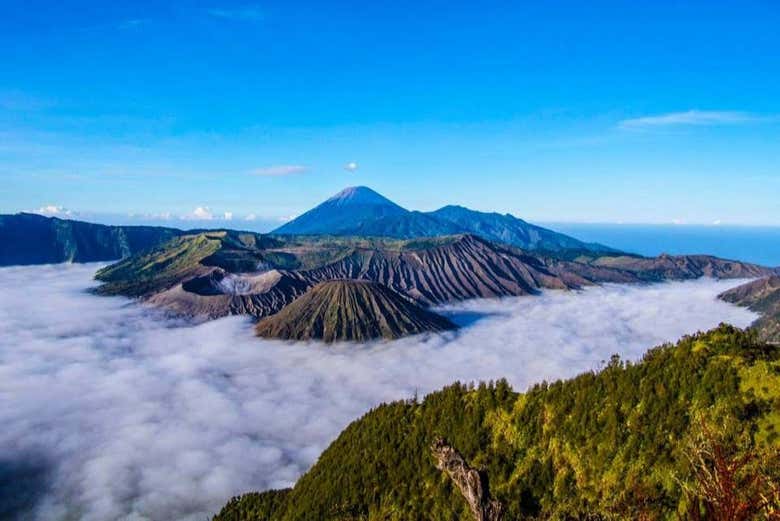 Ruta privada de trekking por el monte Bromo desde Malang