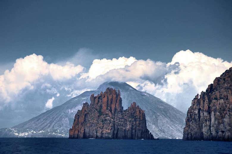 Vulcano, Stromboli & Panaera Excursion from Milazzo