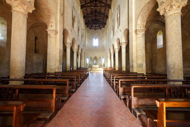 Montalcino & Abbey of Sant'Antimo Private Tour - Civitatis.com