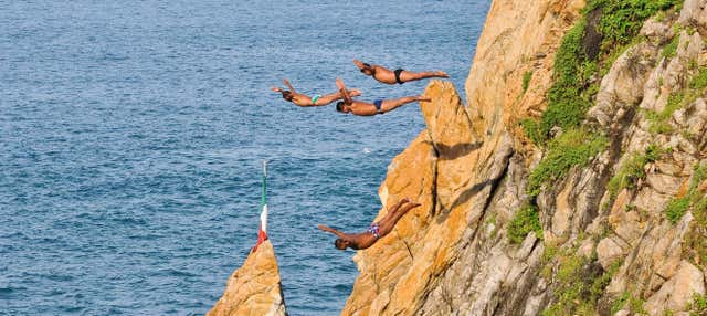 Spettacolo di tuffi a La Quebrada de Acapulco - Civitatis.com