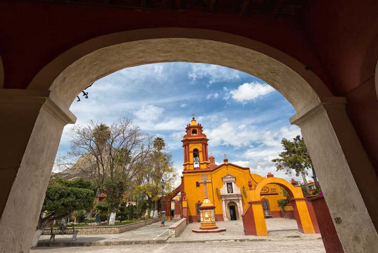 Tour por Bernal con degustación de vino - Civitatis.com