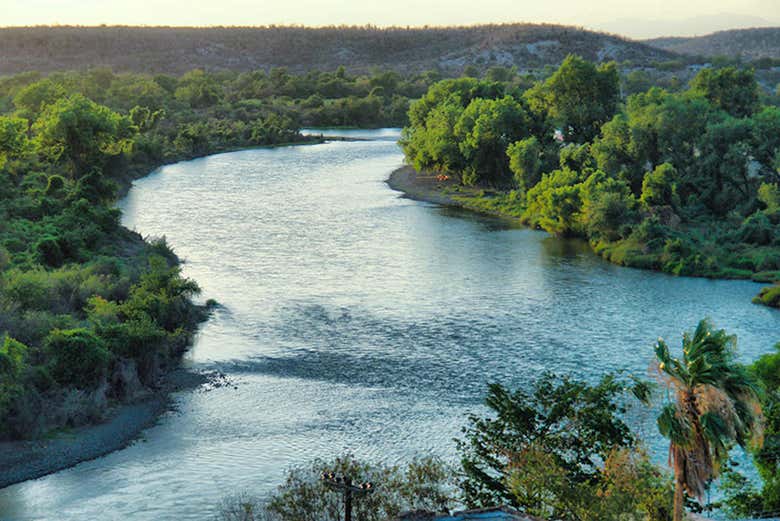 Paseo en balsa por el río Fuerte, El Fuerte