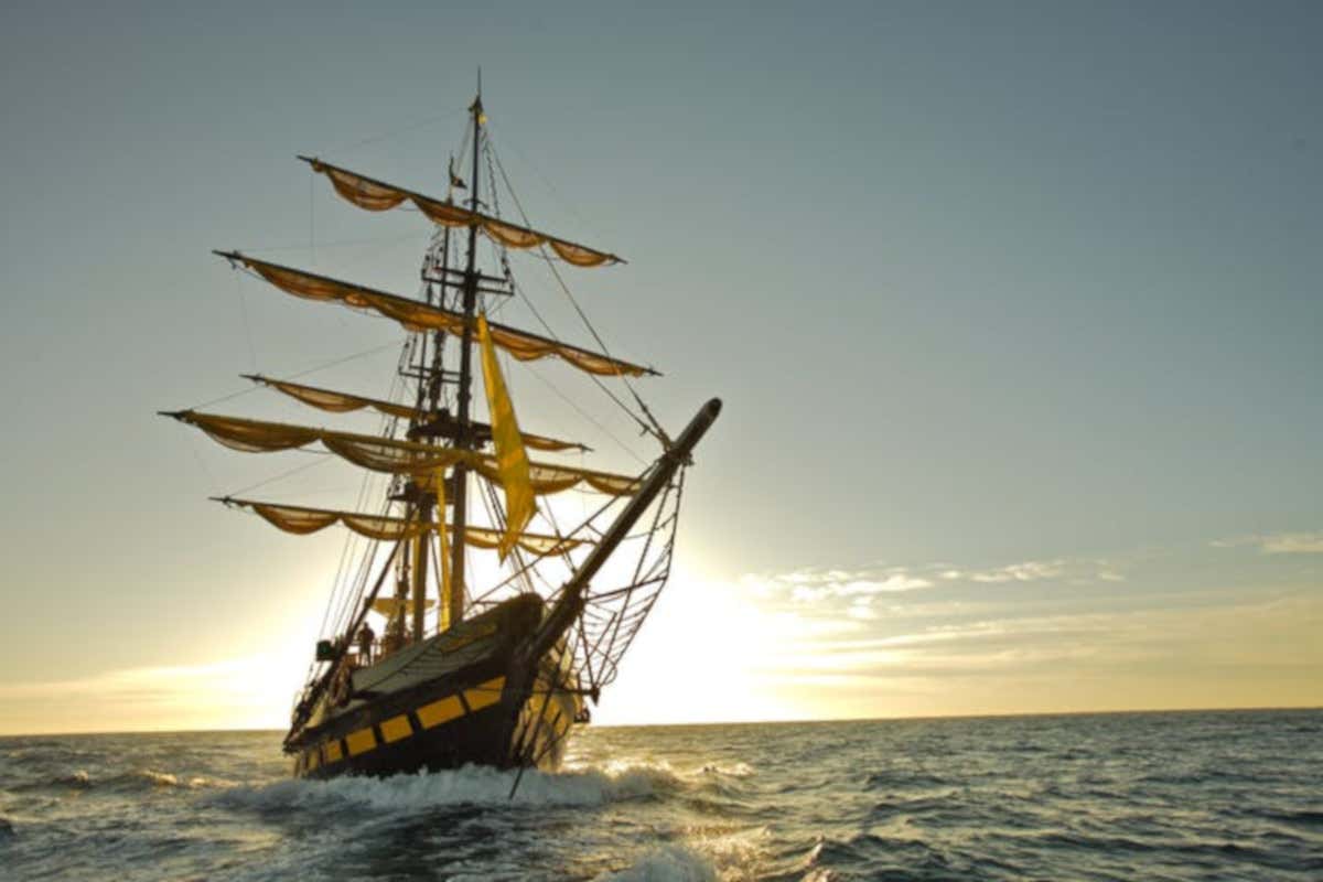 Fiesta en barco pirata por Los Cabos - Reserva en Civitatis.com