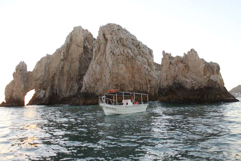 Paseo en barco por Cabo San Lucas con snorkel, Los Cabos