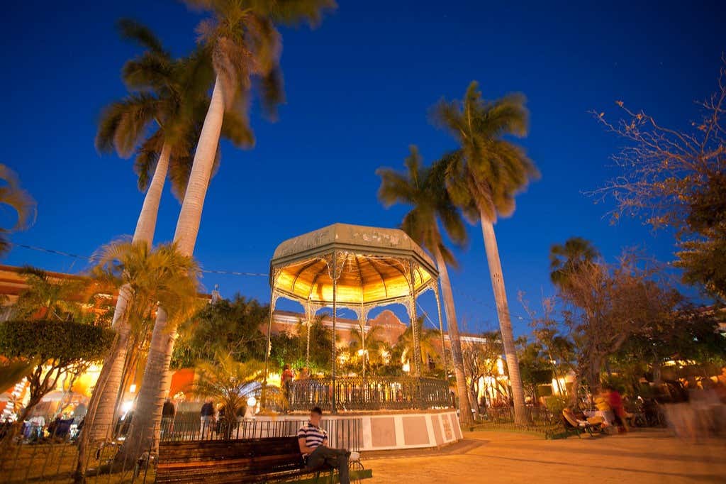 Tour nocturno por Mazatlán - Reserva online en Civitatis.com