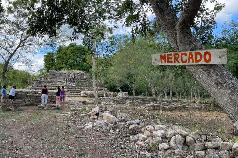 Excursión a Yaxuná + Cenote Lol Ha desde Mérida - Civitatis.com
