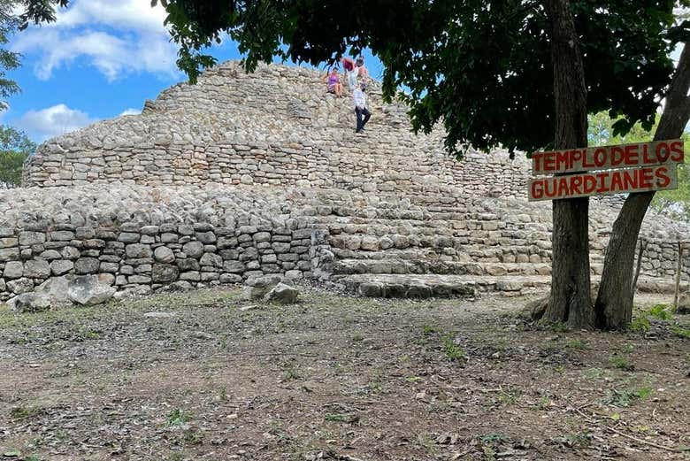 Excursión a Yaxuná + Cenote Lol Ha desde Mérida - Civitatis.com