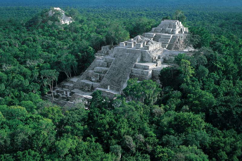 Excursión a la zona arqueológica de Calakmul desde Palenque