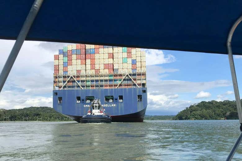 Paseo en lancha por el canal de Panamá y el lago Gatún, Ciudad de Panamá