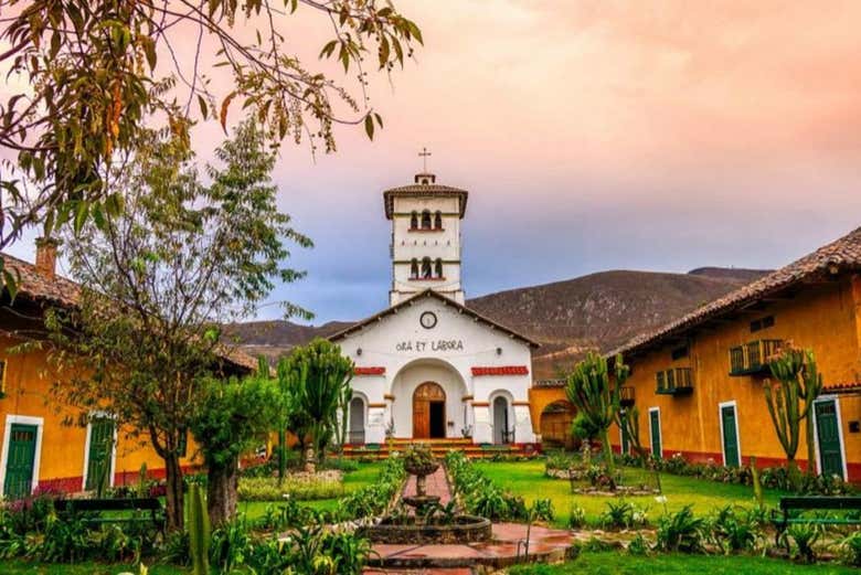 Excursión a la hacienda La Colpa y Baños del Inca desde Cajamarca