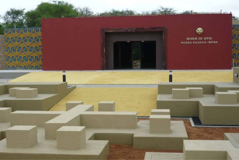 Tour por el Museo de Tumbas Reales y Huaca Rajada desde Chiclayo