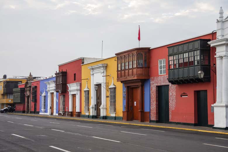 Tour panorámico por Trujillo - Reserva online en Civitatis.com