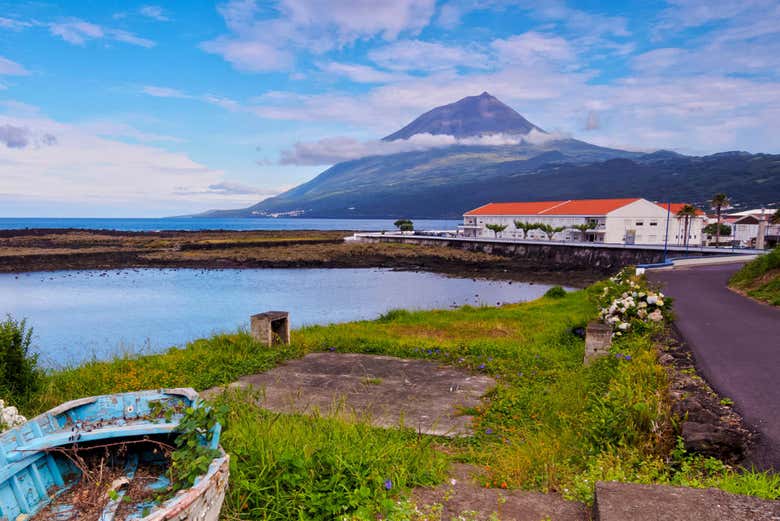 Visite des volcans et des lacs de l'île de Pico depuis Madalena