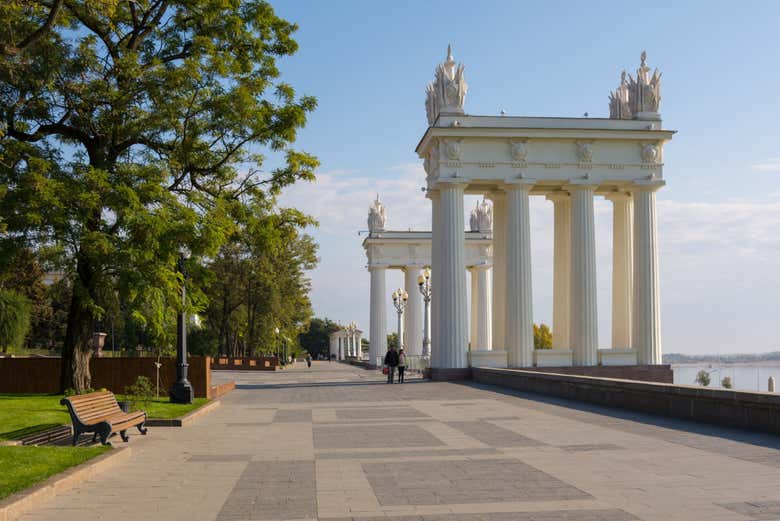 Volga River Bank Tour, Volgograd