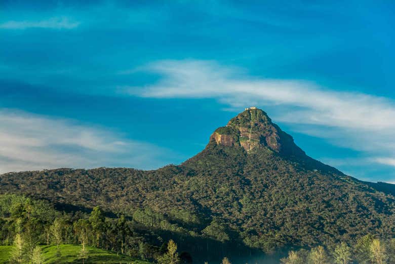 Ruta privada de trekking de 2 días por Adam's Peak desde Kandy