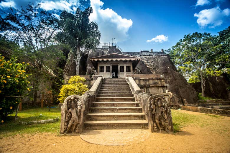 Anuradhapura Private Excursion from Sigiriya - Civitatis.com