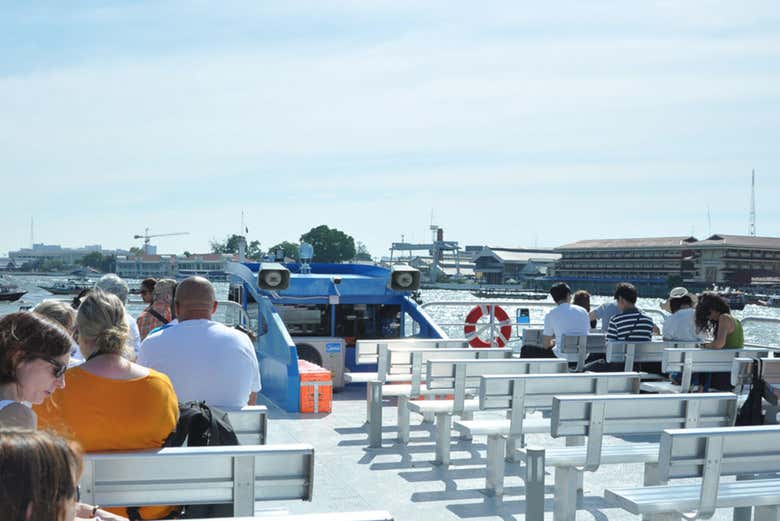 Battello turistico di Bangkok - Prenotazione a Civitatis.com